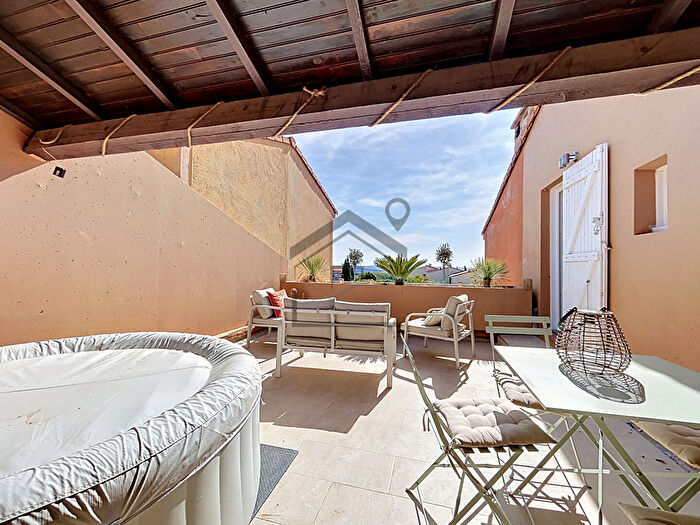 Vitrolles, Bords de létang, Tribales, Ferme de Croze - Appartement 3 pièces à vendre