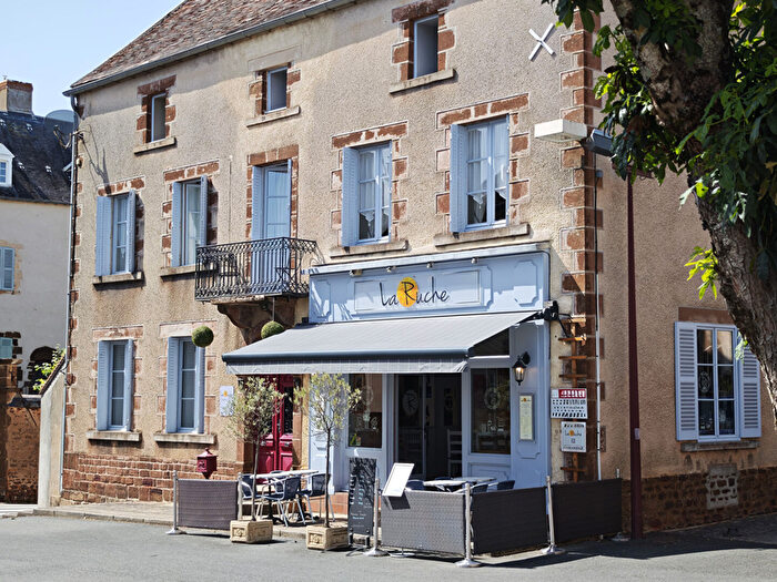 Chaillac : Maison 12 pièces à vendre