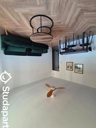 Appartement 1 pièce à louer - Calvaire Hugo Cécile-Châteauvert -Châteauvert, Valence