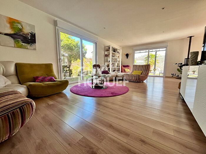 Maison à vendre - Saint-Ouen-dAunis - 5 pièces - 3 chambres