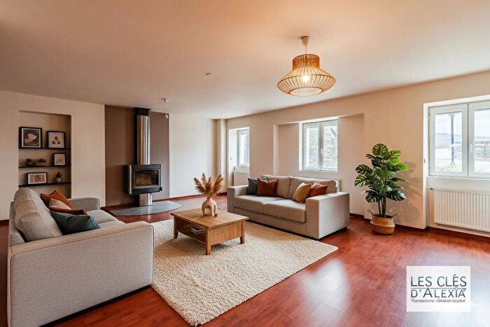 Maison à vendre - Trèves - 7 pièces - 3 chambres