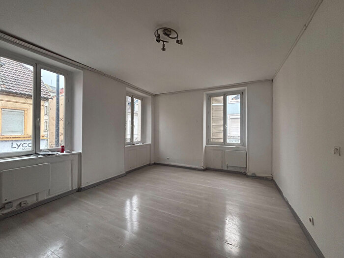 Appartement à louer - Mulhouse, Cité-Briand - 3 pièces - 2 chambres