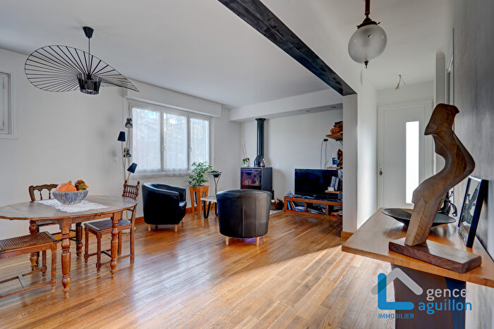 Appartement à vendre - Hendaye, Gare, Joncaux - 4 pièces - 3 chambres