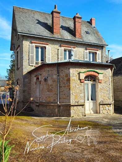 Maison à vendre - Bazoches-les-Gallerandes - 7 pièces - 5 chambres