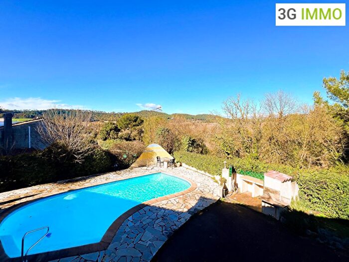 Maison 5 pièces à vendre à Taradeau
