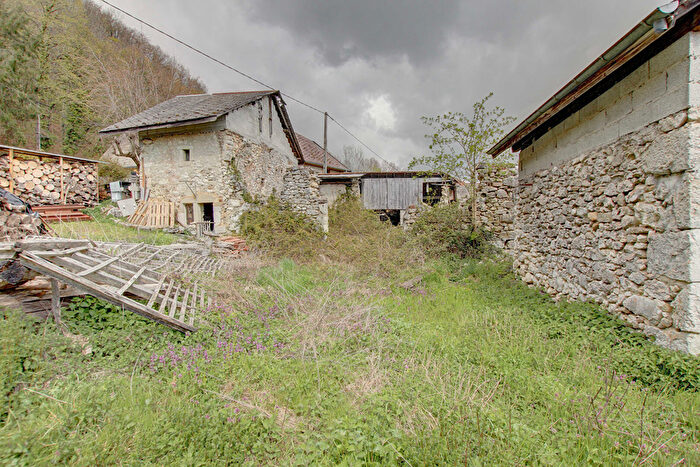 Val-de-Fier - Maison 4 pièces à vendre