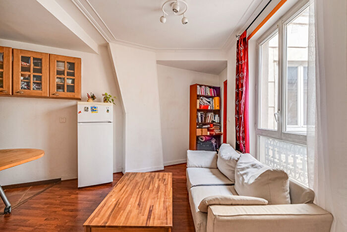 Appartement à vendre - Paris e , Barbès, Château Rouge - 2 pièces - 1 chambre