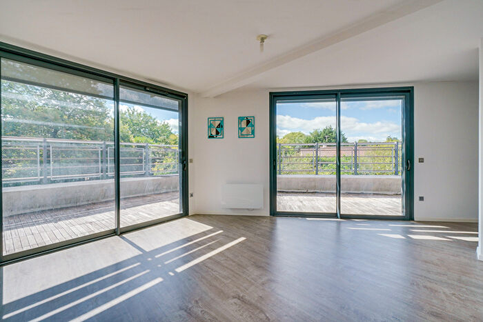 Appartement à vendre - Floirac - 3 pièces - 2 chambres