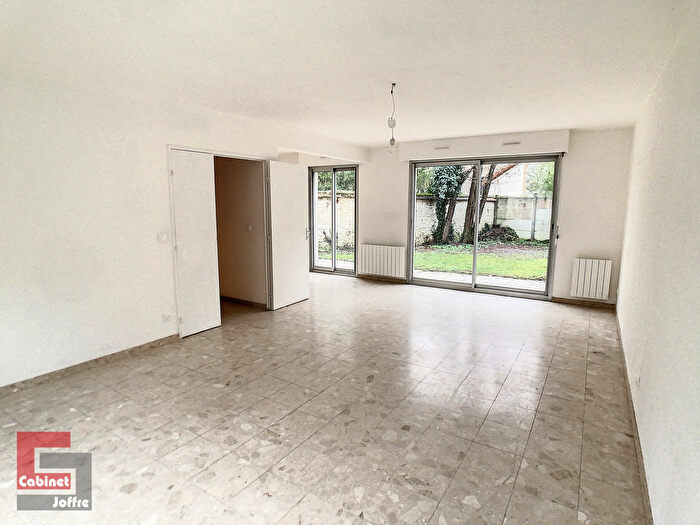 Maison à louer - Fontainebleau, France, Joffre - 5 pièces - 4 chambres