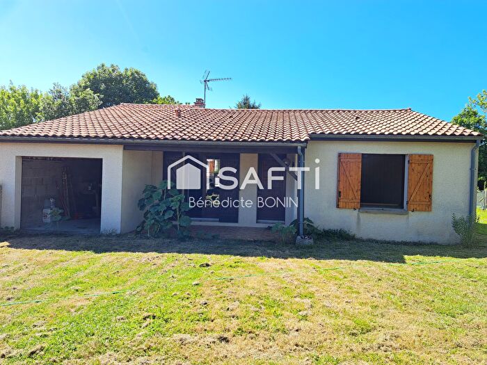 Maison à vendre - Chaniers - 4 pièces - 3 chambres