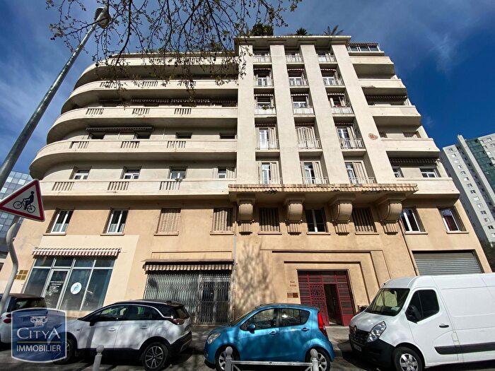 Appartement à louer - Toulon, La Rode - 2 pièces - 1 chambre