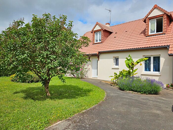 Champfleur : Maison 5 pièces à vendre
