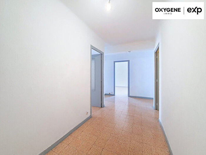 Perpignan, Saint-Martin : Appartement 4 pièces à vendre
