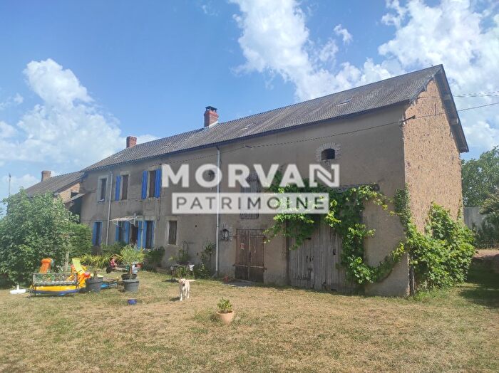 Maison à vendre - Montigny-en-Morvan - 5 pièces - 4 chambres