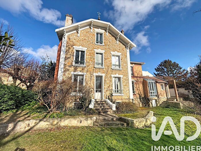 Saint-Leu-la-Forêt, Centre-ville - Maison 9 pièces à vendre