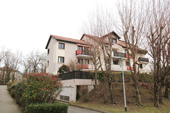 Appartement à vendre - Meylan, Centre-ville - 4 pièces - 2 chambres