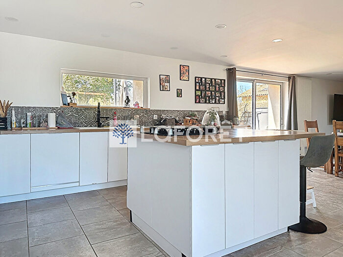 Maison à vendre - Verruyes - 6 pièces - 5 chambres