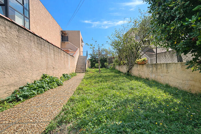 Appartement à vendre - Marignane, JAI, Aéroport - 4 pièces - 2 chambres