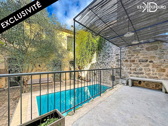 Maison à vendre - Aubenas, Centre-ville - 7 pièces - 4 chambres