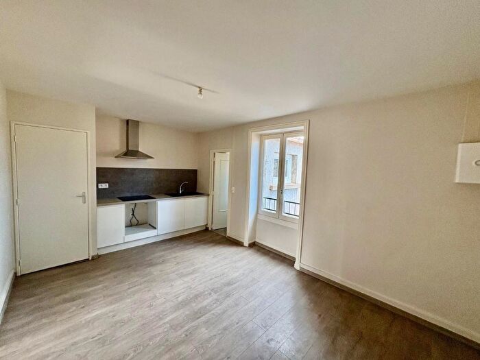 Appartement 1 pièce à louer - Roanne, Centre-ville, Varenne