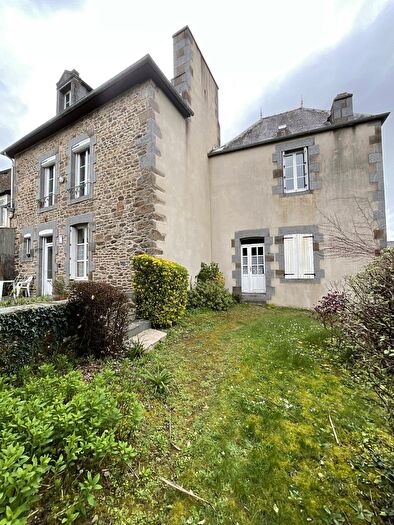 Maison à vendre - Saint-Pierre-de-Plesguen - 6 pièces - 5 chambres