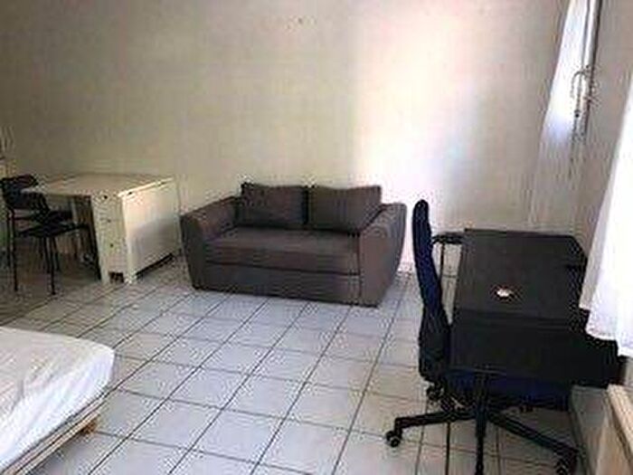 Appartement à louer - La Fontaine du Bac, Clermont-Ferrand - 1 pièce