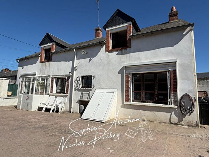 Maison 4 pièces à vendre à Toury
