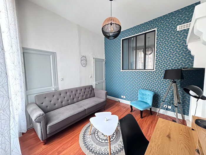 Orléans, Bourgogne, Saint-Euverte : Appartement 2 pièces à louer