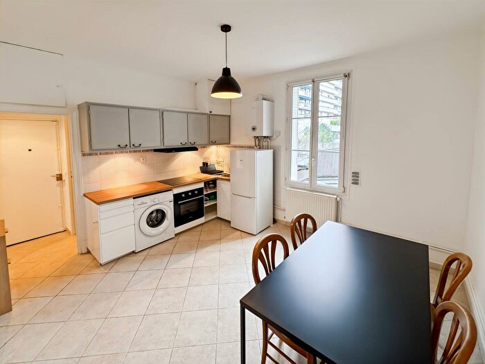 Appartement à louer - Colline, Puteaux - 2 pièces - 1 chambre