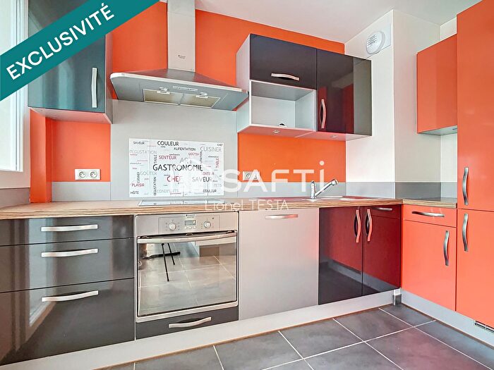 Appartement à vendre - Vand uvre-lès-Nancy, Centre-ville, Vandoeuvre Nations - 4 pièces - 3 chambres