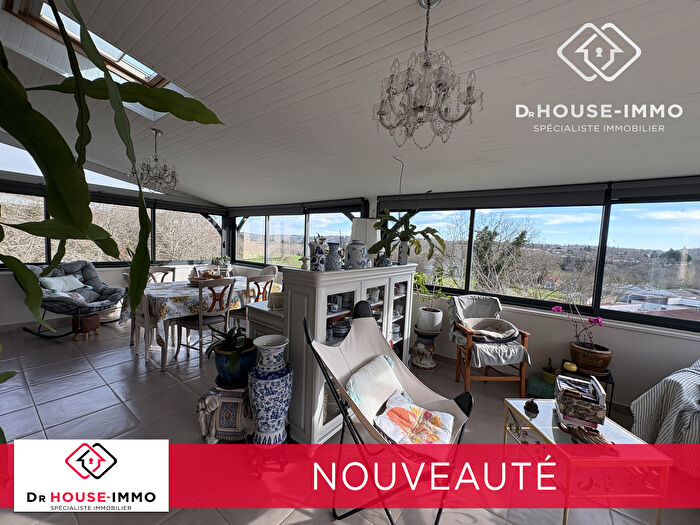 Maison à vendre - Eyvirat - 9 pièces - 4 chambres