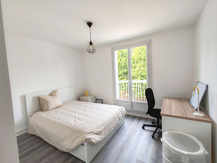Appartement à louer - Quartiers Nord-Ouest, Villejean - 4 pièces - 3 chambres