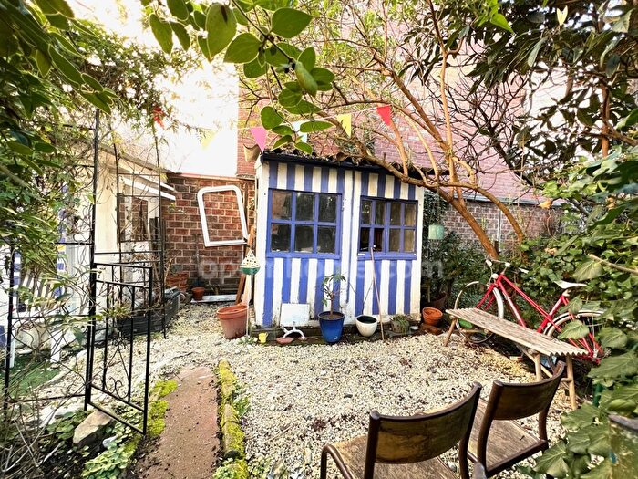 Appartement à vendre - Paris e , Gambetta - 2 pièces - 1 chambre