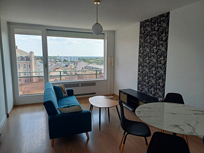 Appartement 4 pièces à La Roche-sur-Yon, Pentagone, Pont-Morineau, à vendre