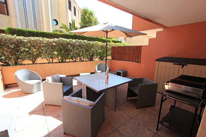Appartement 2 pièces à Sainte-Maxime, Centre-ville, Pléiades, à vendre