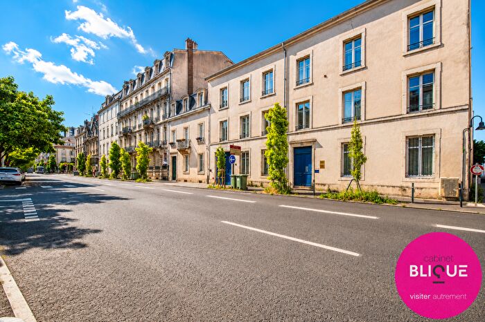 Nancy, Poincaré, Foch, Anatole France, Croix de Bourgogne - Appartement 2 pièces à vendre