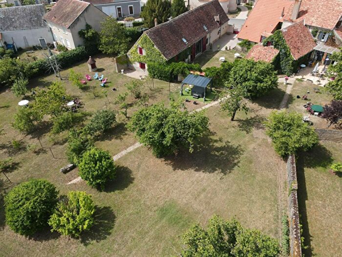 Maison à vendre - Nohant-Vic - 10 pièces - 8 chambres