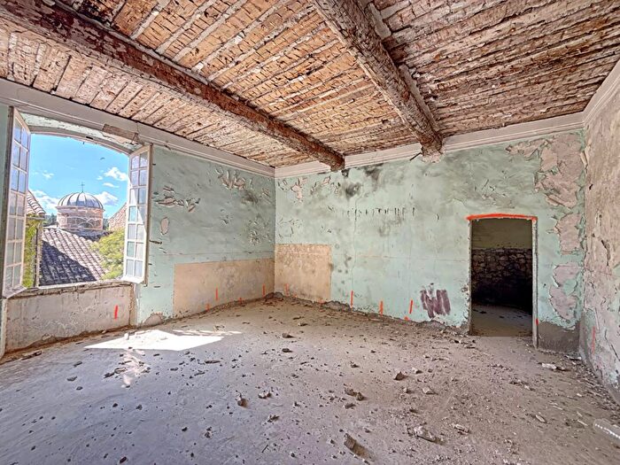 Maison 11 pièces à vendre - La Roque-dAnthéron