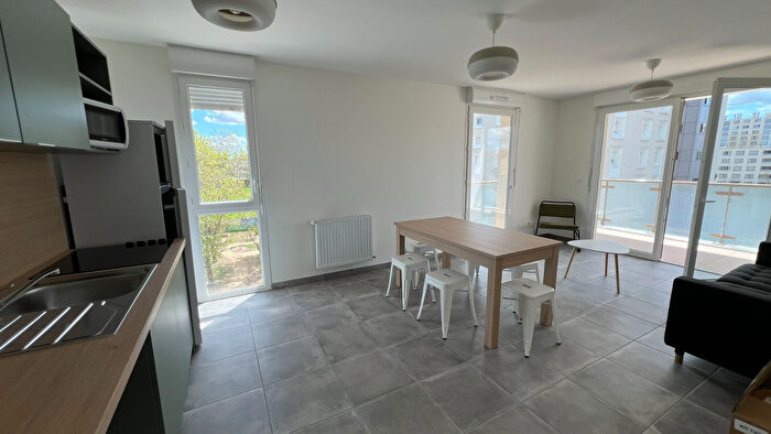 Villeurbanne, Poudrette, Les Brosses : Appartement 4 pièces à louer