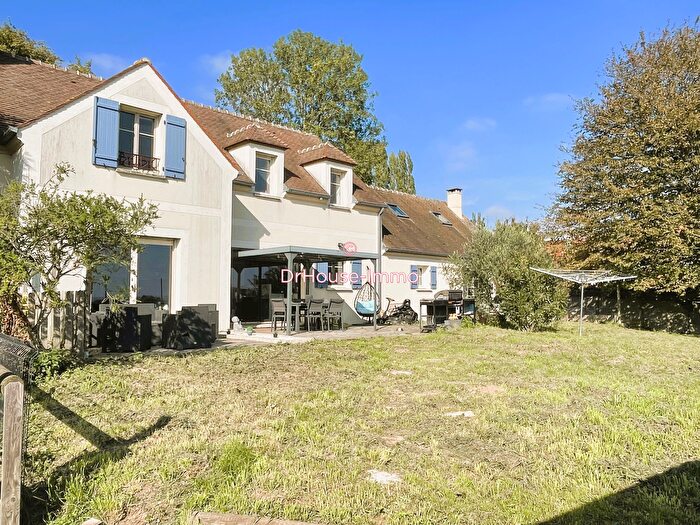 Lainville-en-Vexin : Maison 7 pièces à vendre