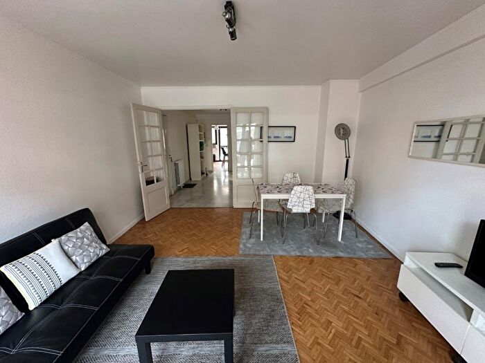 Appartement à louer - Toulouse, Les Carmes-Esquirol - 2 pièces - 1 chambre