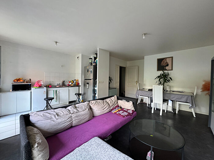 Appartement à vendre - Bondy, Moulin à Vent, Le Mainguy - 3 pièces - 2 chambres