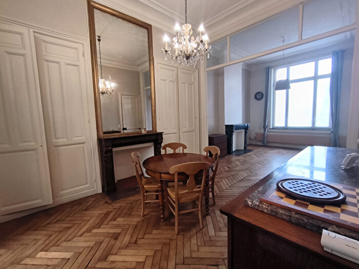 Appartement à louer - Lille, Wazemmes - 1 pièce - 1 chambre