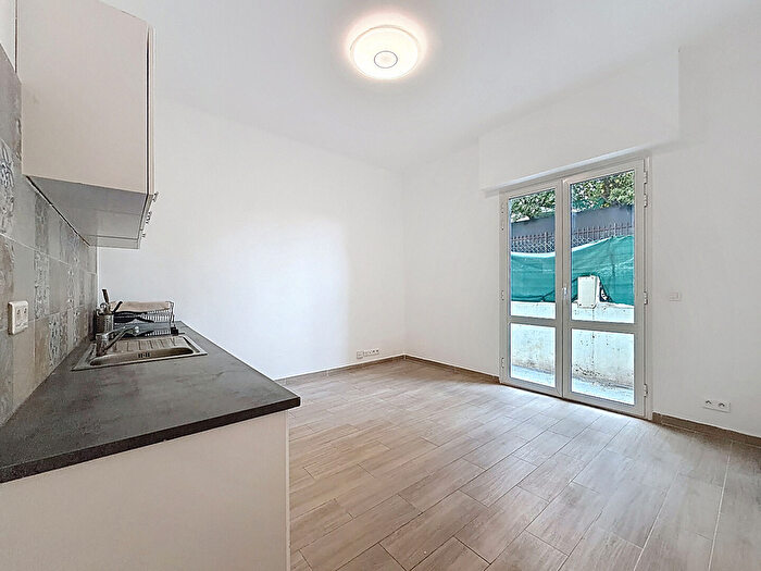 Appartement à louer - Nice, Saint-Philippe, Estienne dOrves - 2 pièces - 1 chambre