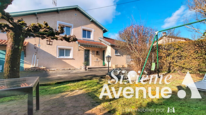 Maison à vendre - Genas - 6 pièces - 4 chambres