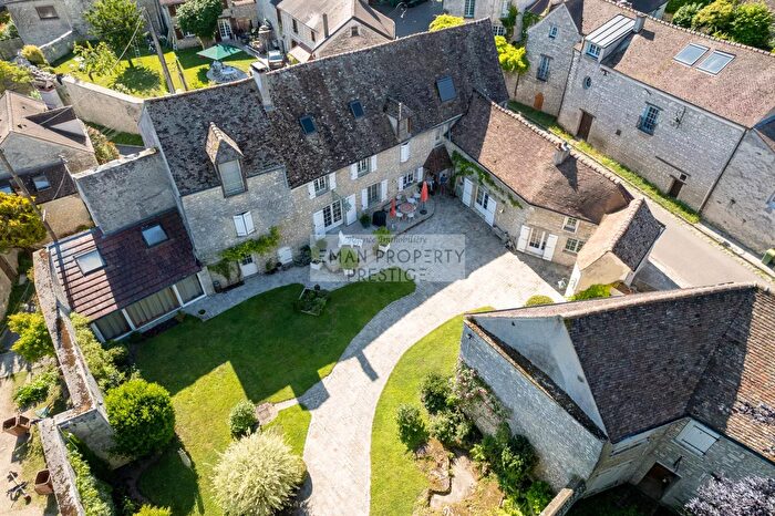 Maison à vendre - Thoiry - 11 pièces - 6 chambres