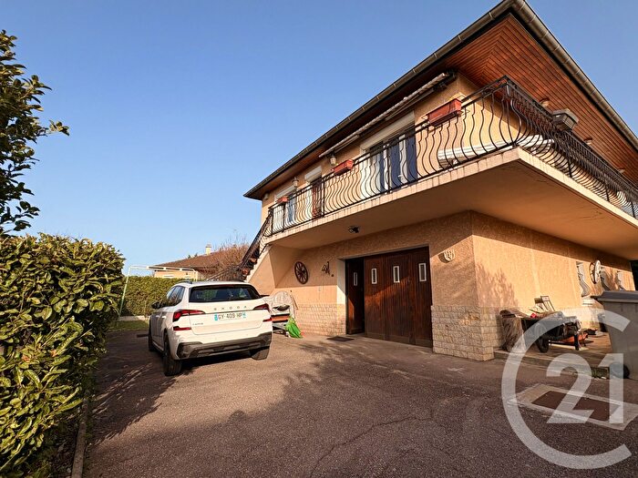Maison à vendre - Vénissieux, Léo Lagrange, Louis Pergaud - 5 pièces - 3 chambres
