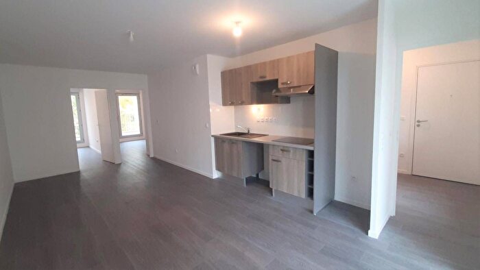 Appartement à louer - Le Point du Jour-Centre Gare, Cergy - 3 pièces - 2 chambres