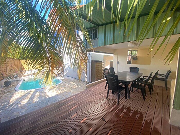 Sch lcher : Maison 5 pièces à louer