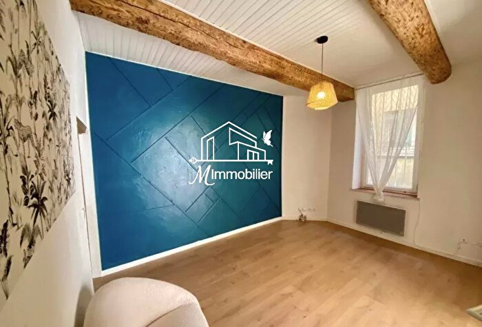 Maison 5 pièces à Névian, à louer